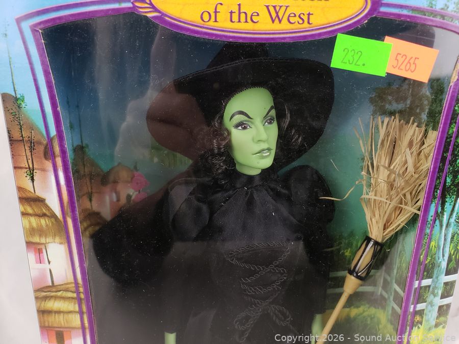 Sound Auction Service - Auction: SAS Barbies, Victorian Sofas ...